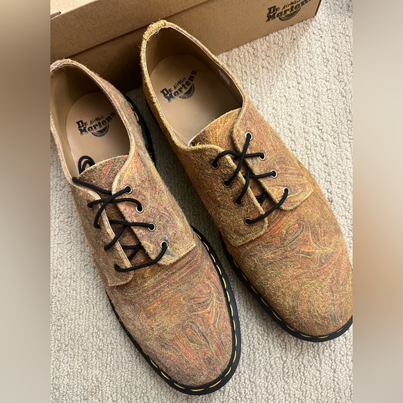 Dr. Martens | Shoes | Dr Martens The Smiths Marbled Suede Shoes Msrp9 ...